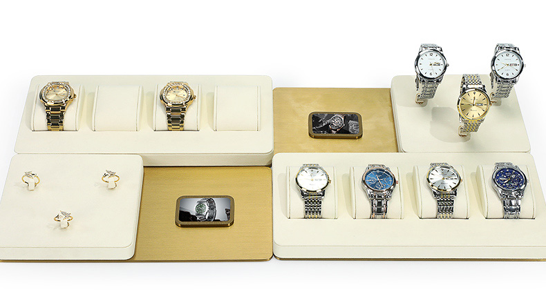 Popular Creative Gold Metal Off White Velvet Watch Display Stand